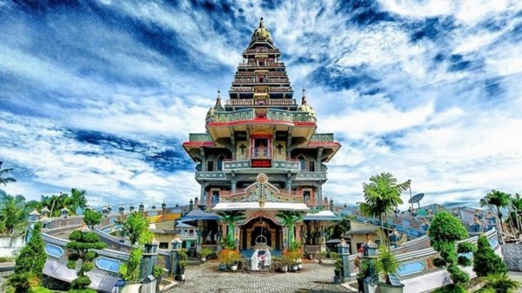 Medan Indonesia Holiday Houseboys Gay Friendly Tour Guide